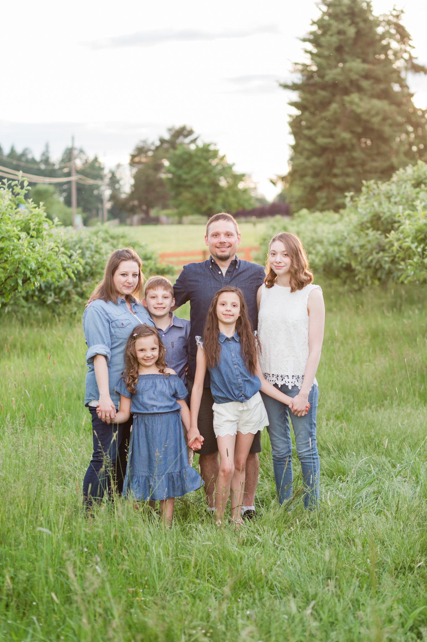 Newberg Family Photos in Springtime // Hillsboro Family Photographer ...