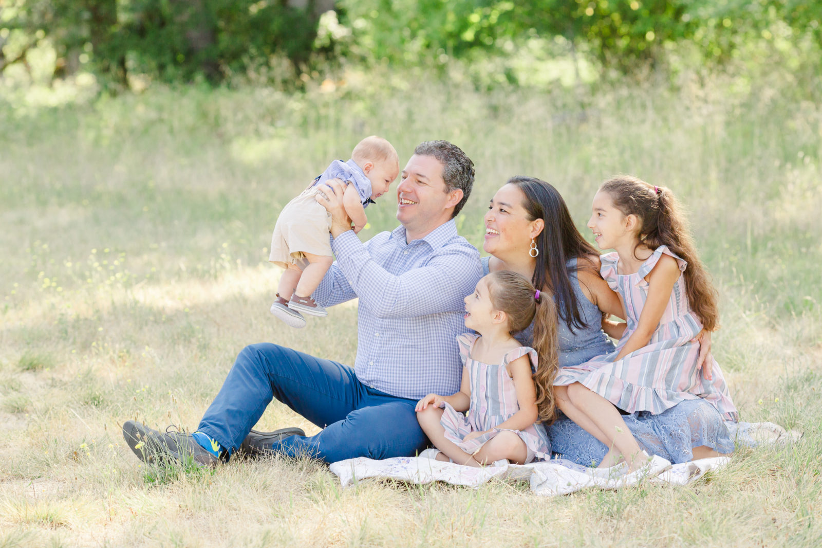 Light and Airy Photography 101: Creating Dreamy Family Portraits